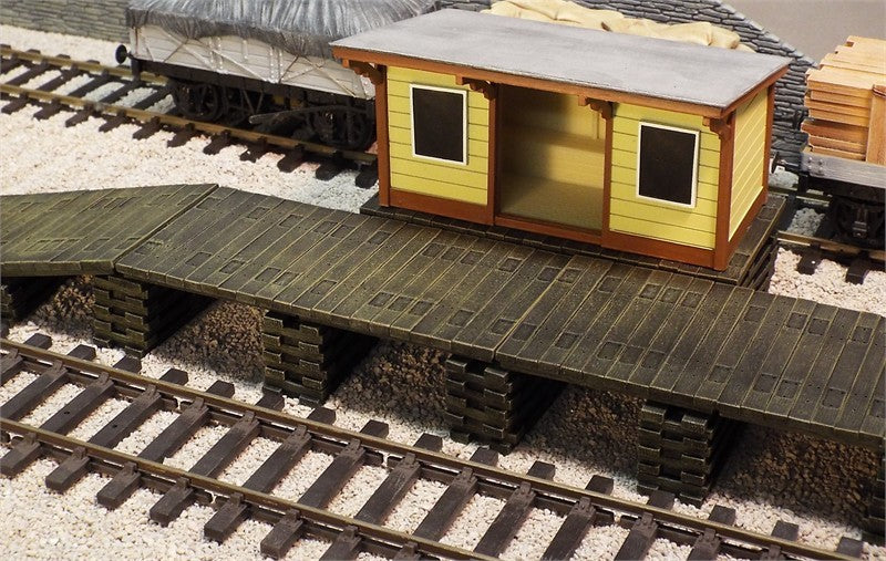 3 Sections of Sleeper Built Loading Dock/Platform – Skytrex